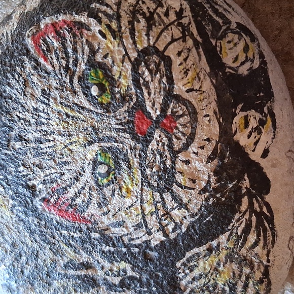Hand Crafted | Art | Handpainted Cat Stone Paperweight | Poshmark